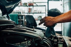 Express Oil Change Service in Phoenix | Cobblestone Car Wash